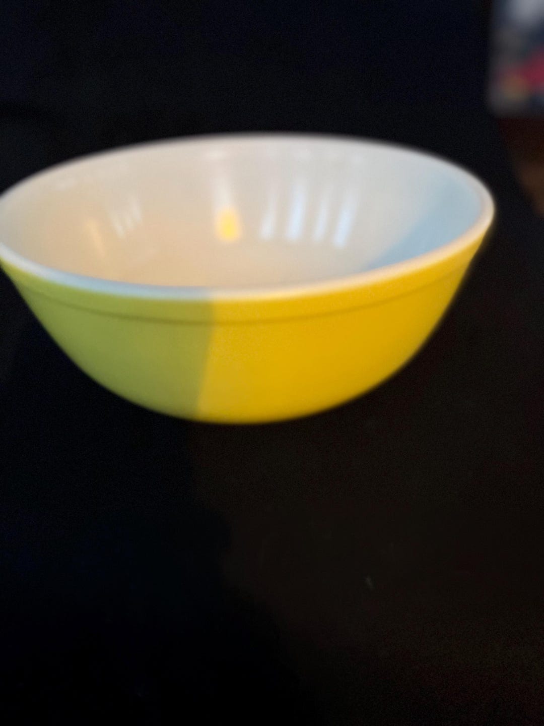 Pyrex-#404 Primary Colors Large Yellow Mixing Bowl A-25-USA - Etsy