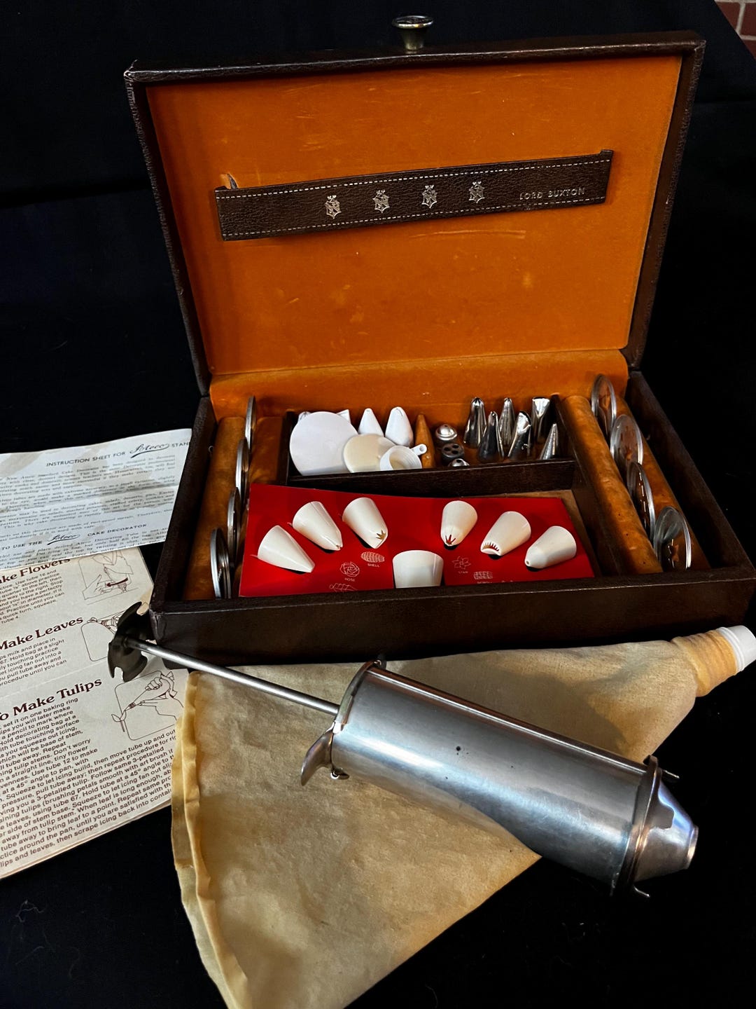 Ateco Vtg Icing/cake Decorating Set W/many Tips/instructions/flower ...