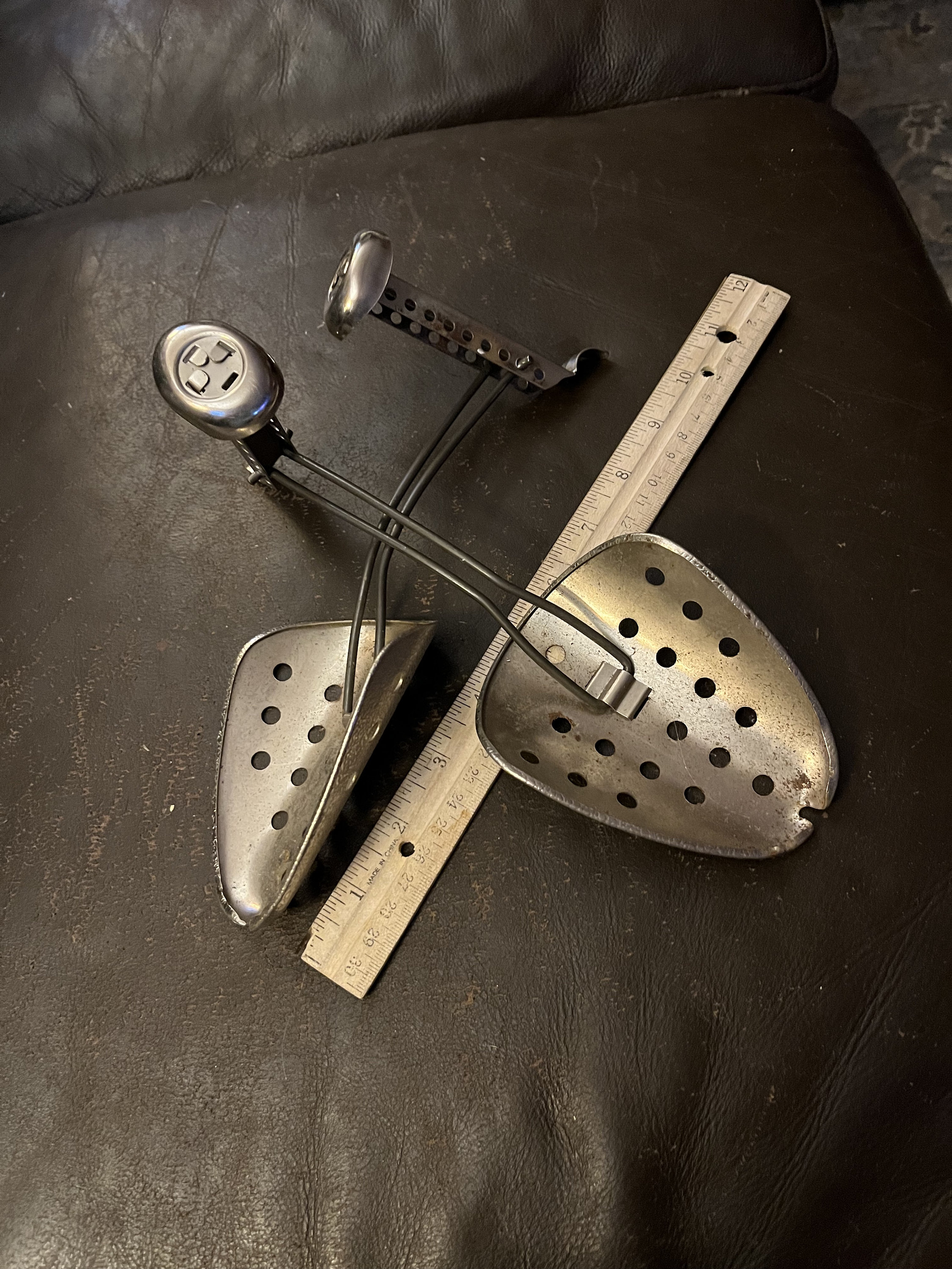 Vintage Metal Shoe Forms/stretchers? - Etsy
