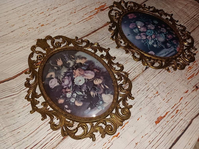 2 Vintage Oval Brass Metal Frames W/floral Picture Convex - Etsy