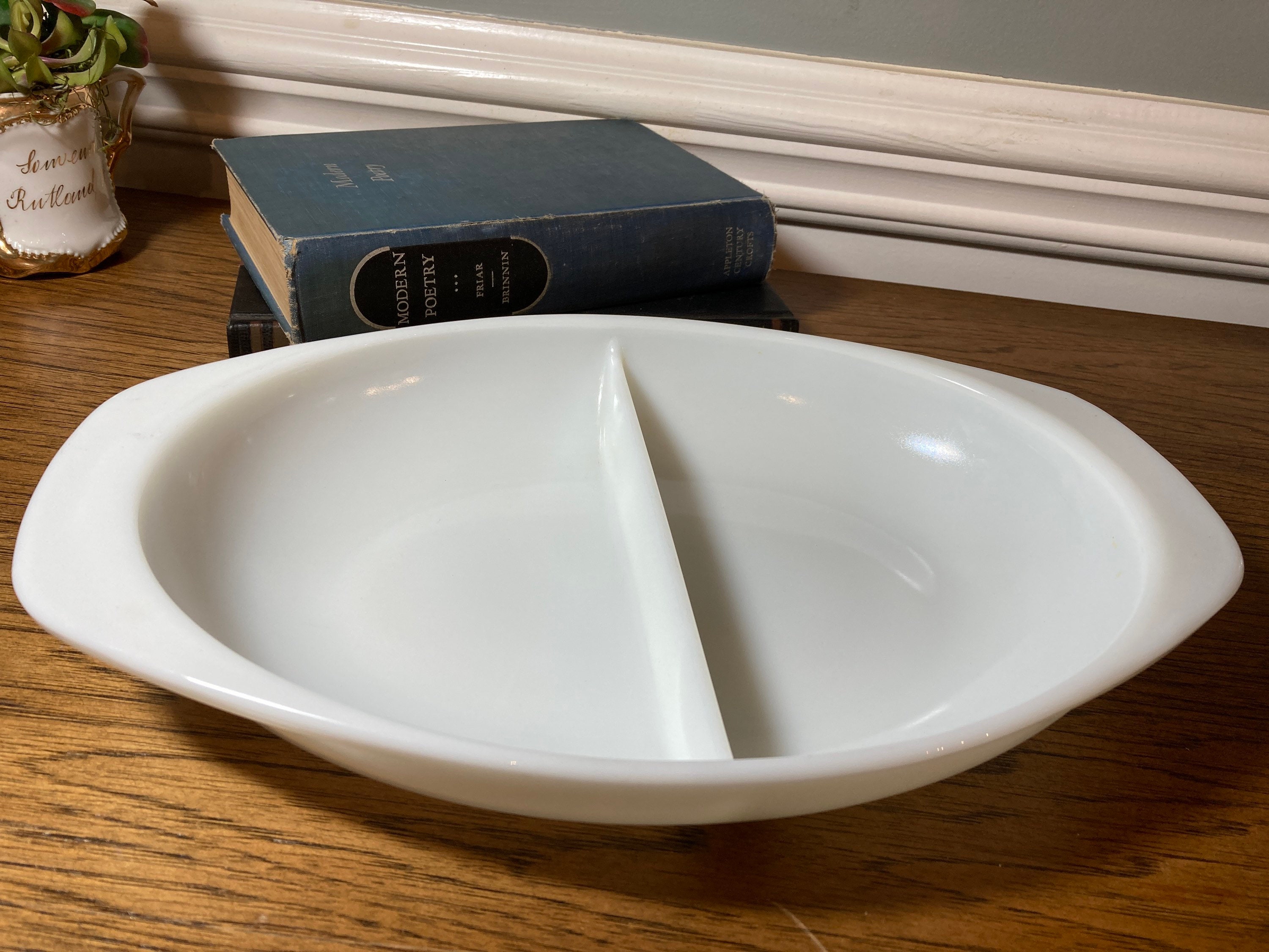 Pyrex 1083 Divided Dish Etsy pyrex-1083-divided-dish-etsy