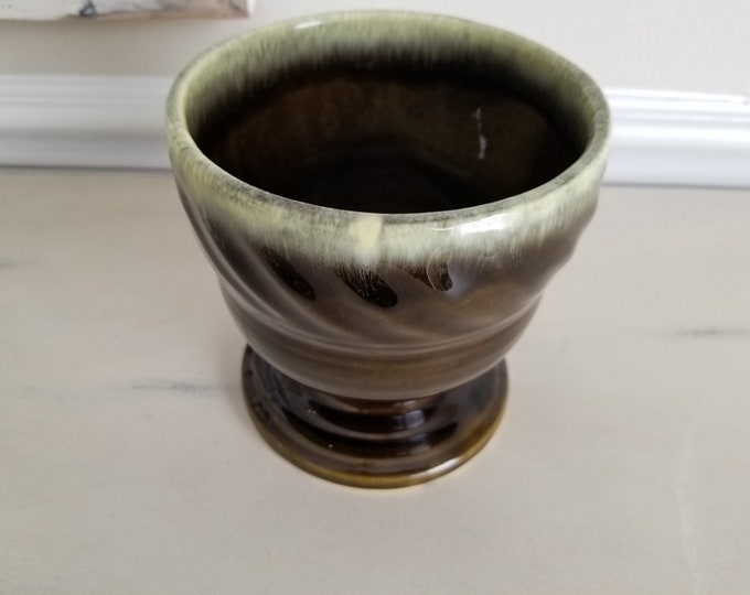 Vintage Hull Art Pottery USA White Sheep Lamp Planter With Blue Eye ...