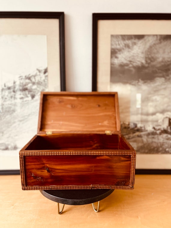 Vintage Bohemian Wood Box / Handmade Wood Case / Bead… - Gem