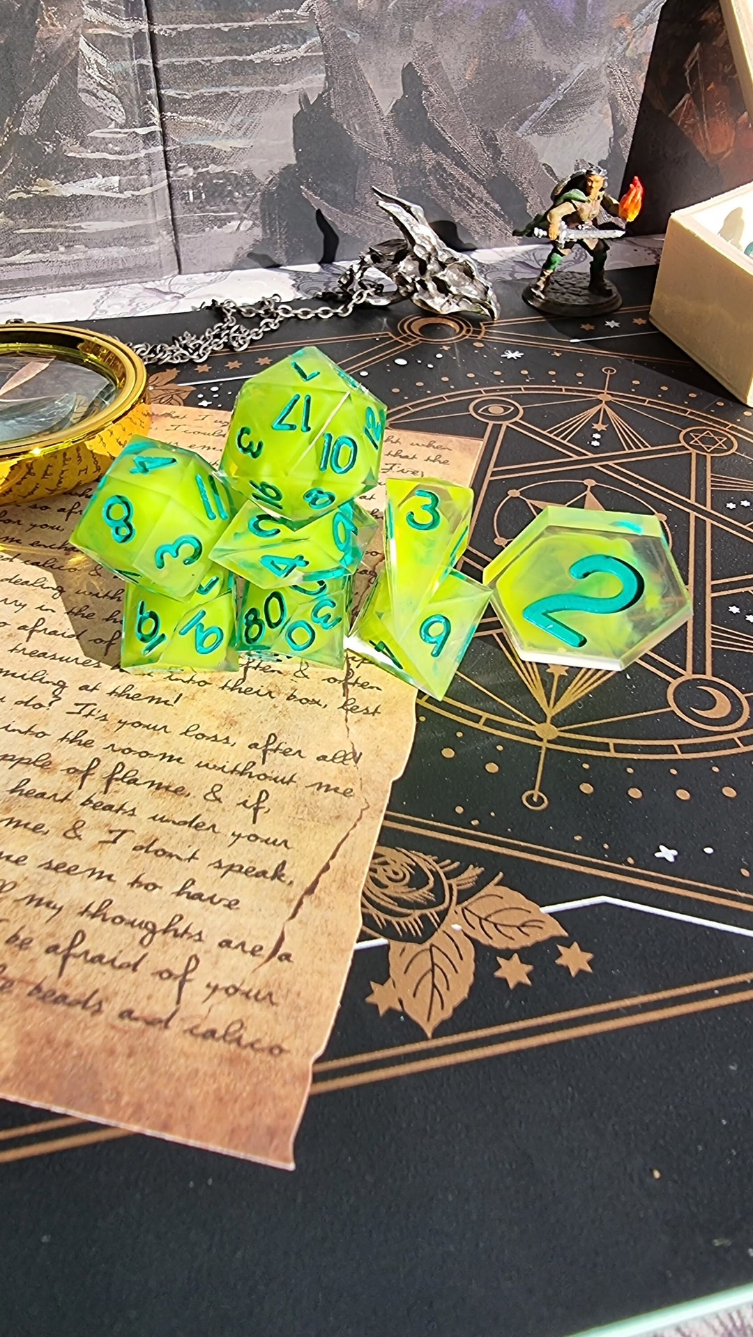 RPG Dice Resin Acid Bloobs - Etsy