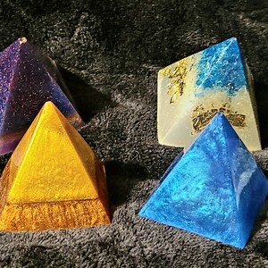 Memory Pyramid - Etsy