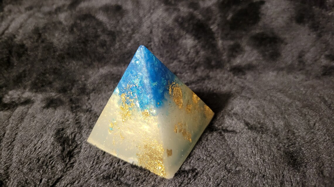 Memory Pyramid - Etsy