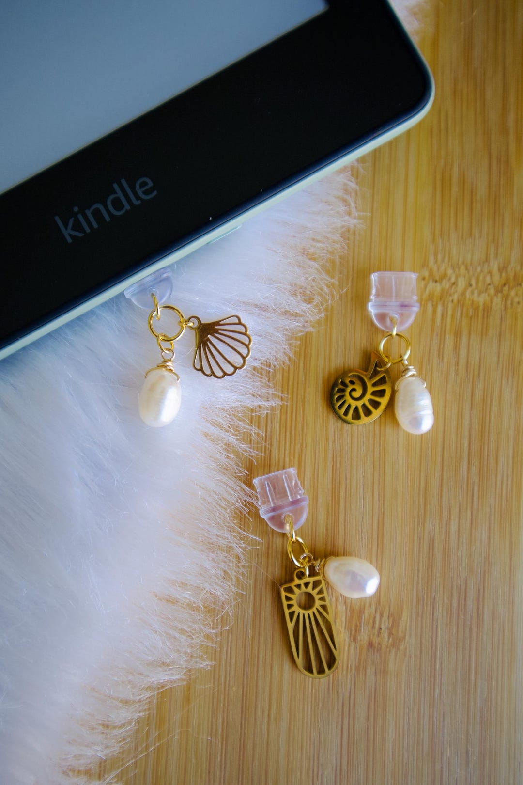 Kindle Dust Plug Charm: Beachy Shell, Ammonite or Sunshine and ...