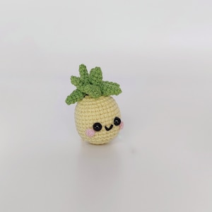 Pineapple Keychain Crochet Pattern , Simple Beginners Amigurumi Fruit ...