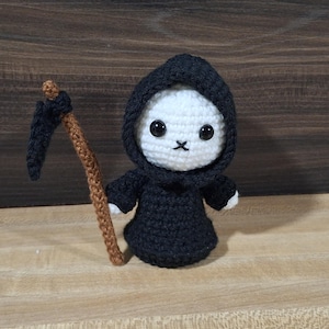 Tiny Gream Reaper Crochet Pattern , Amigurumi Mini Halloween Spooky ...