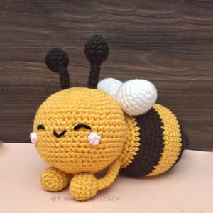 Sleeping Bee Crochet Pattern, Simple Beginners Amigurumi Animal ...