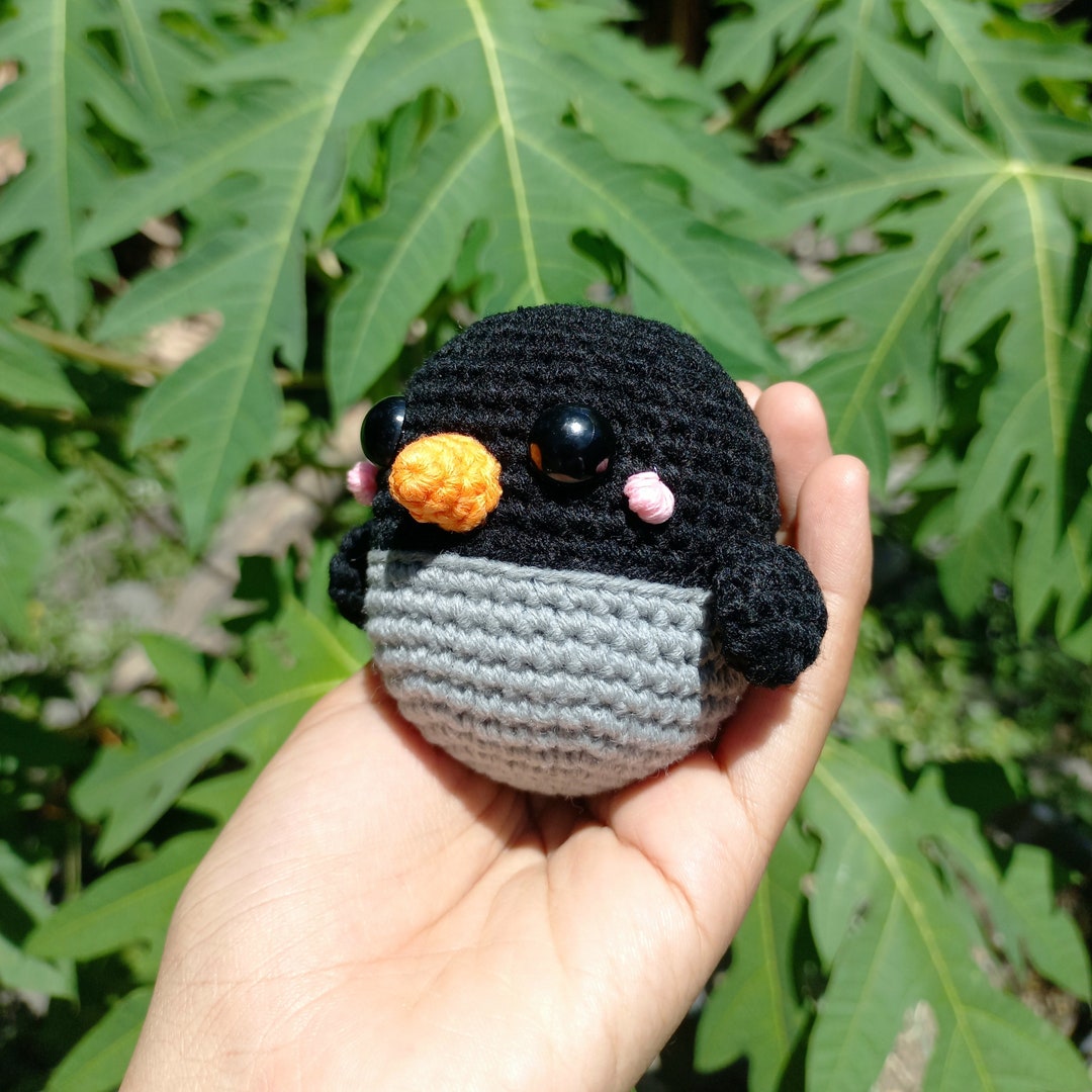 Low Sew Mini Bird Crochet Pattern , Amigurumi Small Cute Baby Raven ...