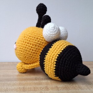 Sleeping Bee Crochet Pattern, Simple Beginners Amigurumi Animal ...