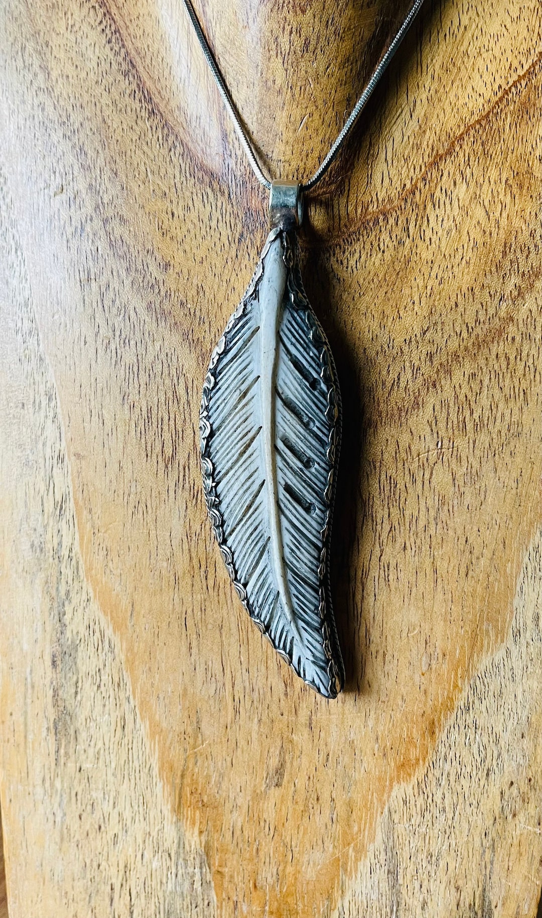 Feathers: 3.5 Large Bone Feather Pendant Tibetan Silver - Etsy