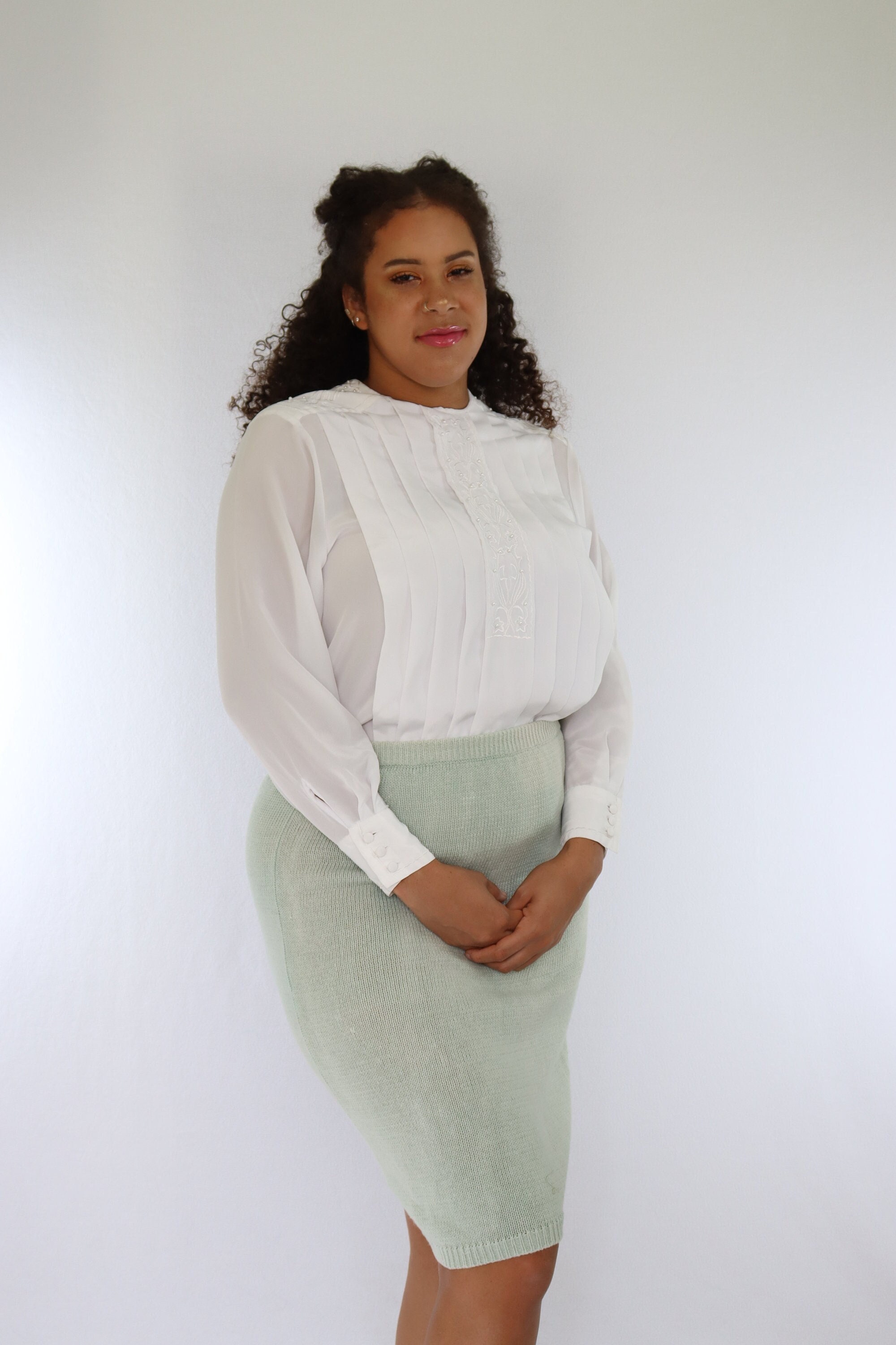 Ladylike Proper Crisp White Pleated From Pearl Embelishment 1980's ...