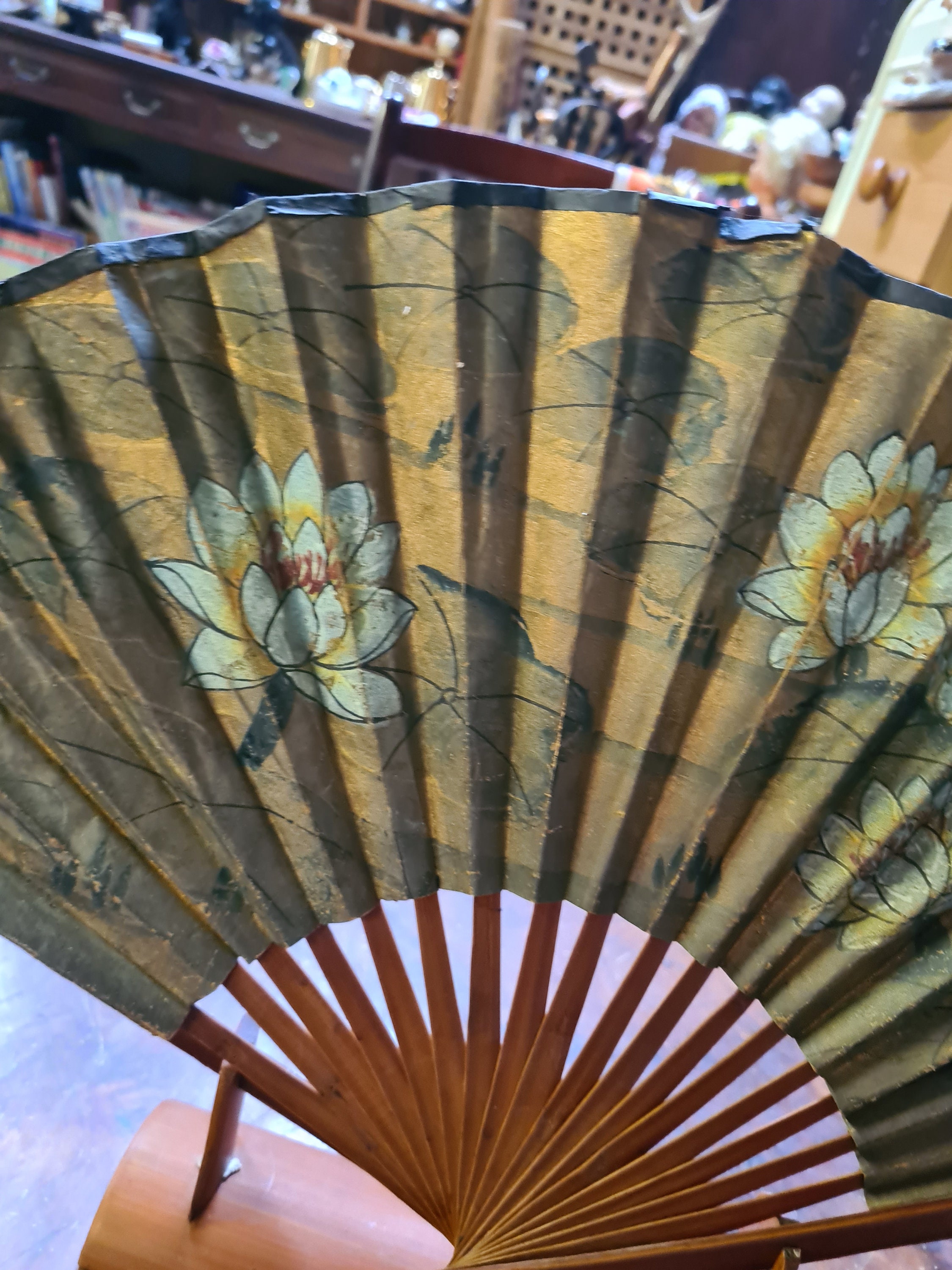 Vintage Oriental Fan With Stand - Etsy