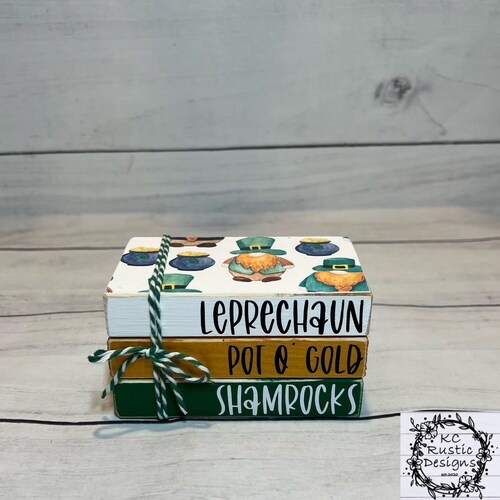 St. Patricks Day Decor/ Wood Books/ Leprechaun/ Pot O Gold/ - Etsy