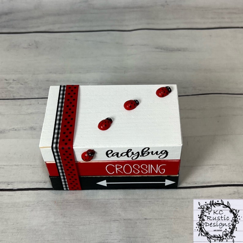 Ladybug Mini Wood Book Stack/ladybug Decor/summer Tier Tray/spring Tier ...