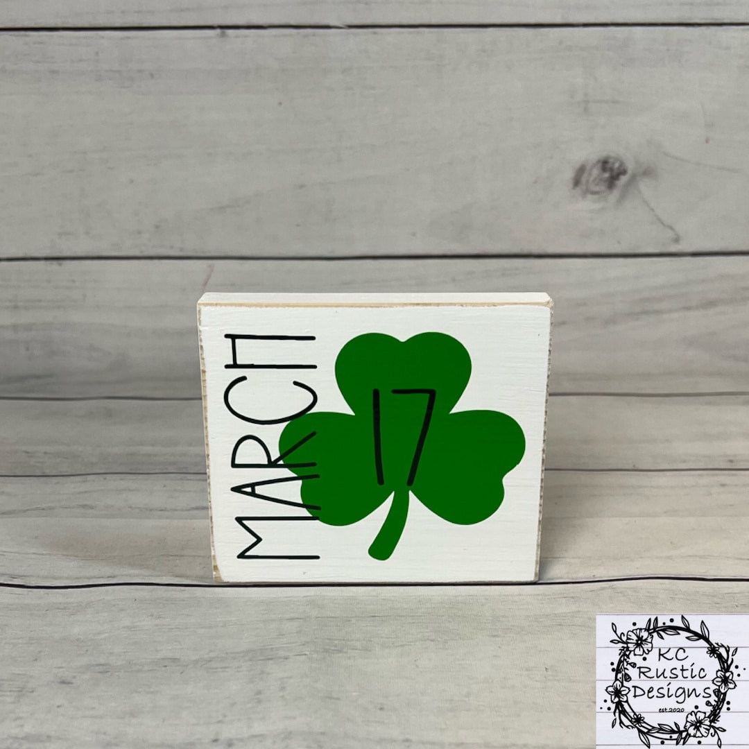 St. Patrick’s Day Wood Sign/ St. Patrick’s Decor/ Tiered Tray Decor ...