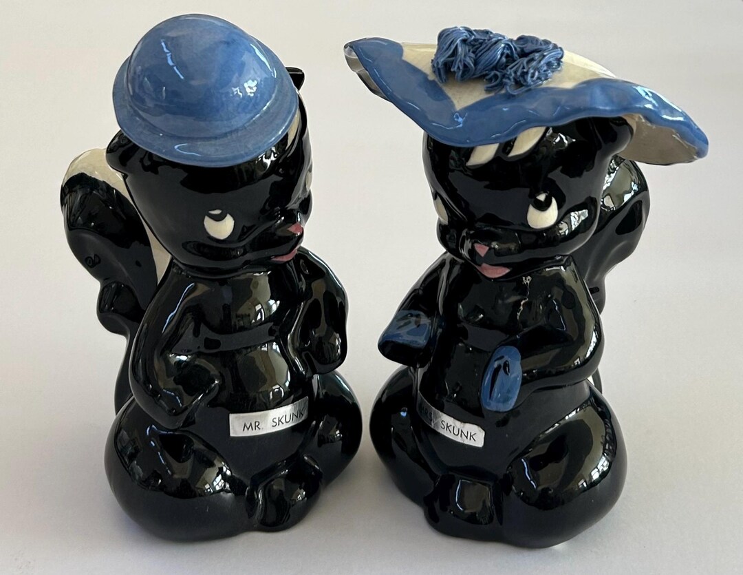 Vintage Delee Art MR and MRS SKUNK Ceramic Figures Flower Vases ...
