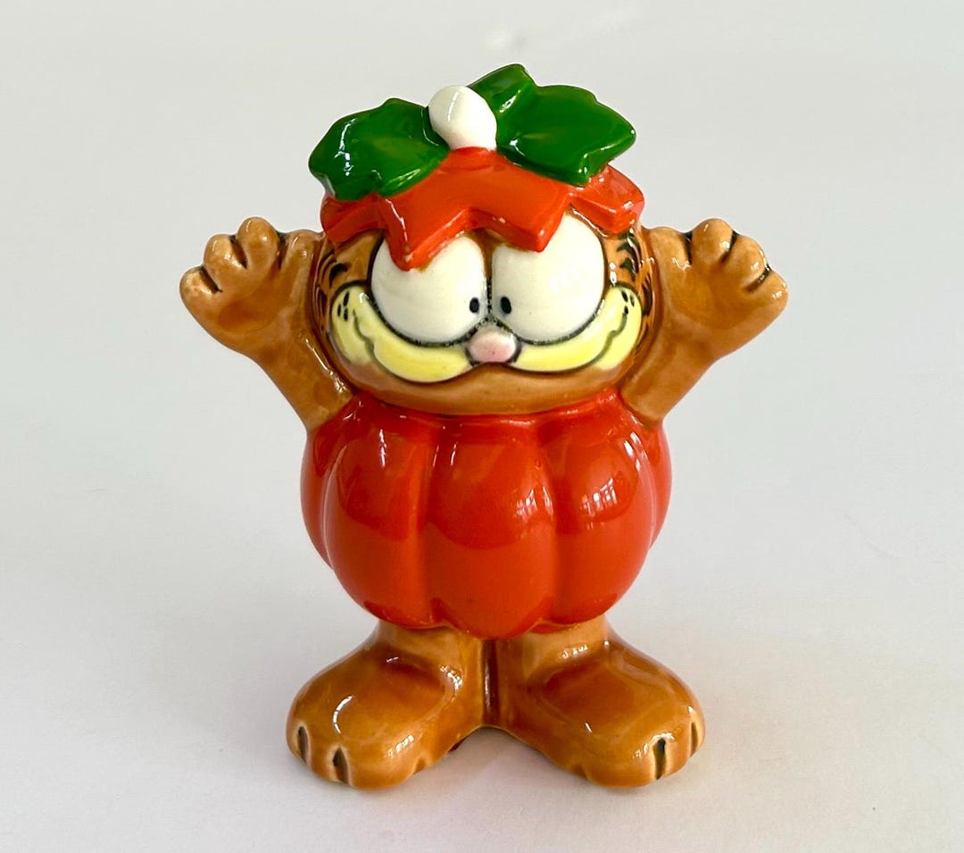 Vintage Pumpkin Garfield Ceramic Figurine by Enesco - Etsy