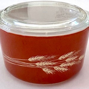 Vintage Pyrex Autumn Harvest Wheat Round 473B Casserole Dish - Etsy