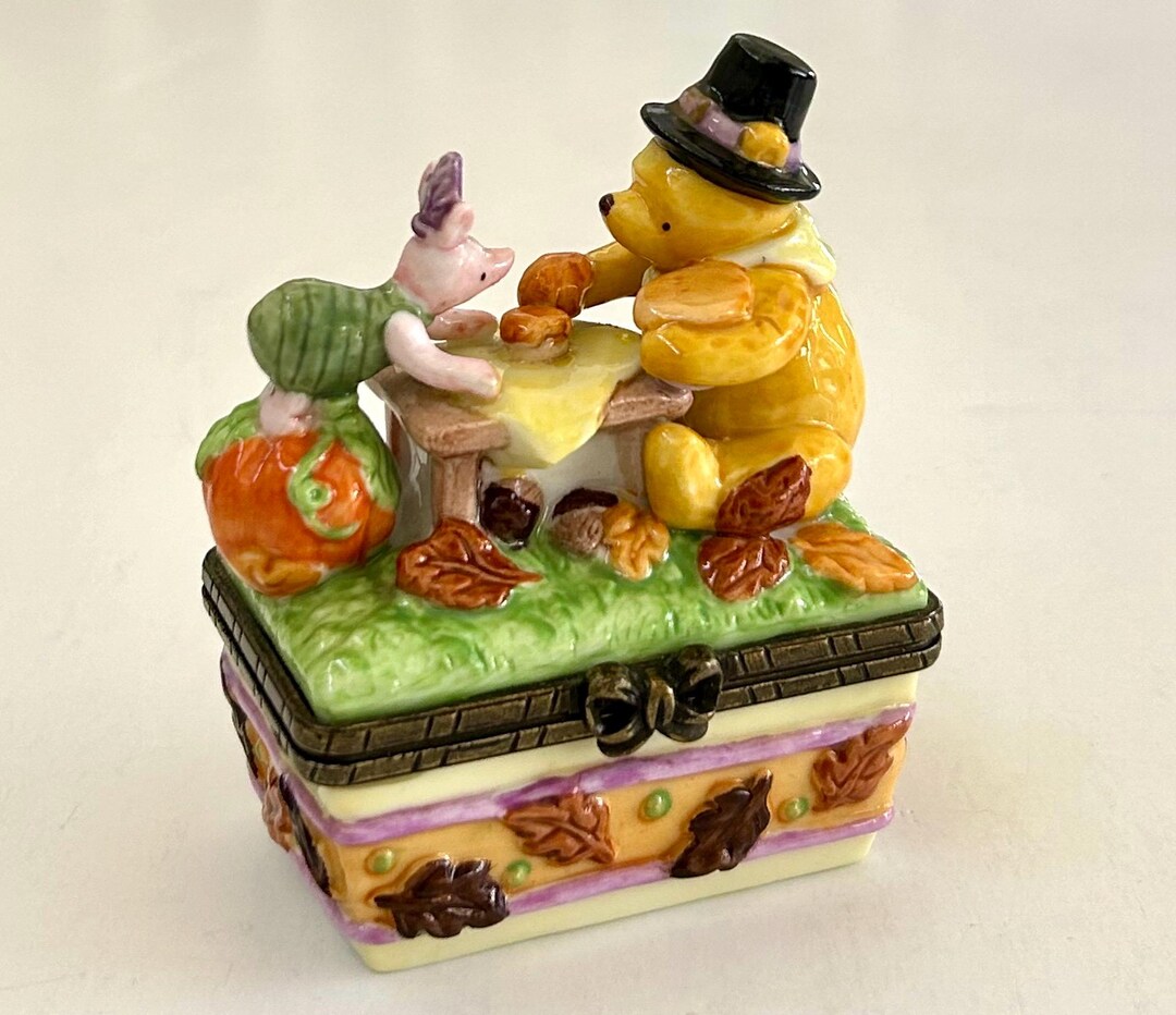 Vintage Disneys Winnie the Pooh and Piglet Fall Thanksgiving Hinged Lid ...