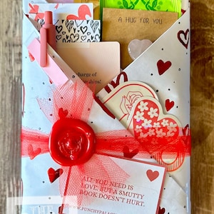 Valentines Date Night With a Book - Single Book / Book Lover Gift - Etsy