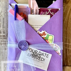 Valentines Date Night With a Book - Single Book / Book Lover Gift - Etsy
