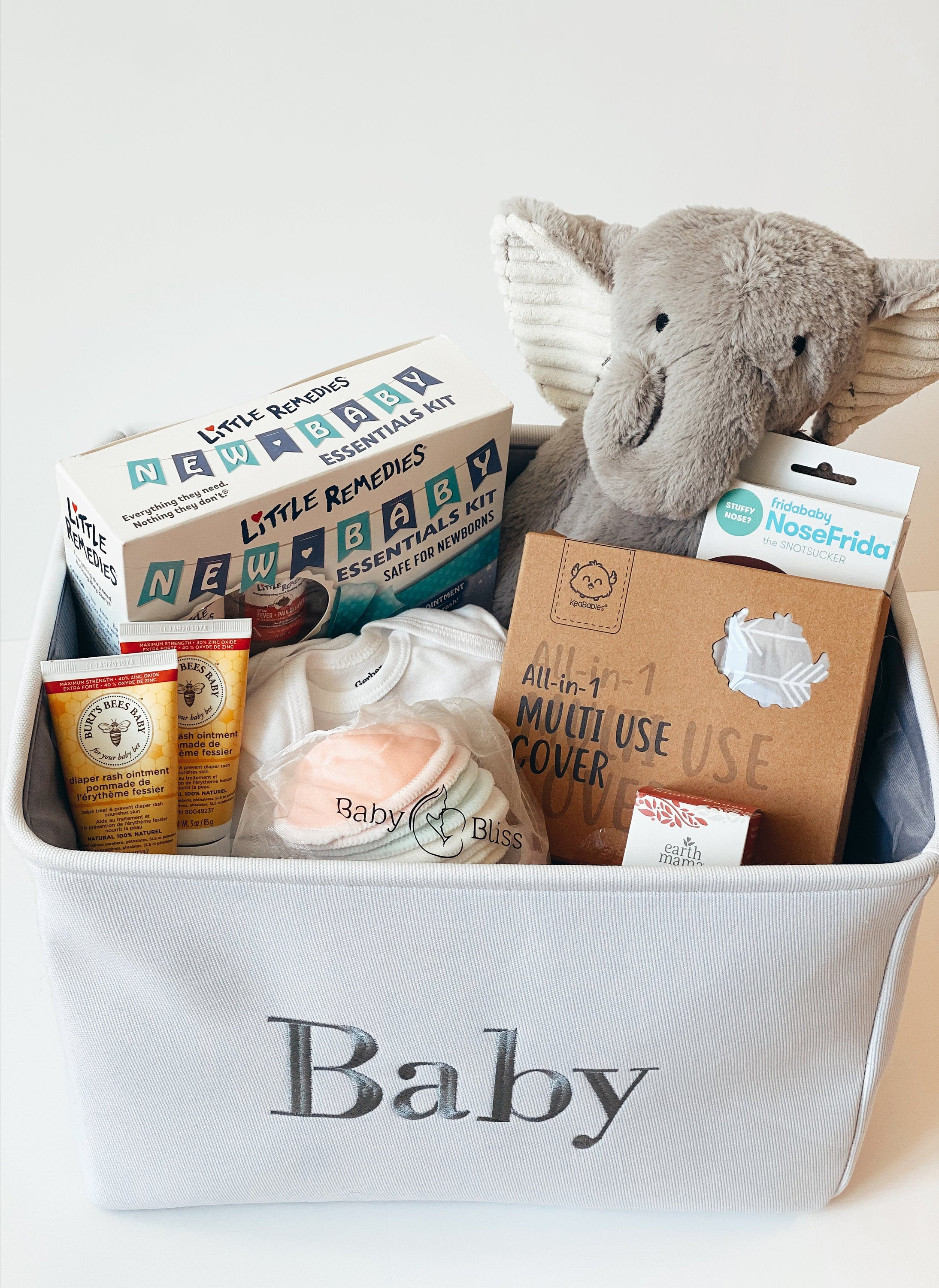 THE BEST New Baby Essentials Gift Basket | Etsy