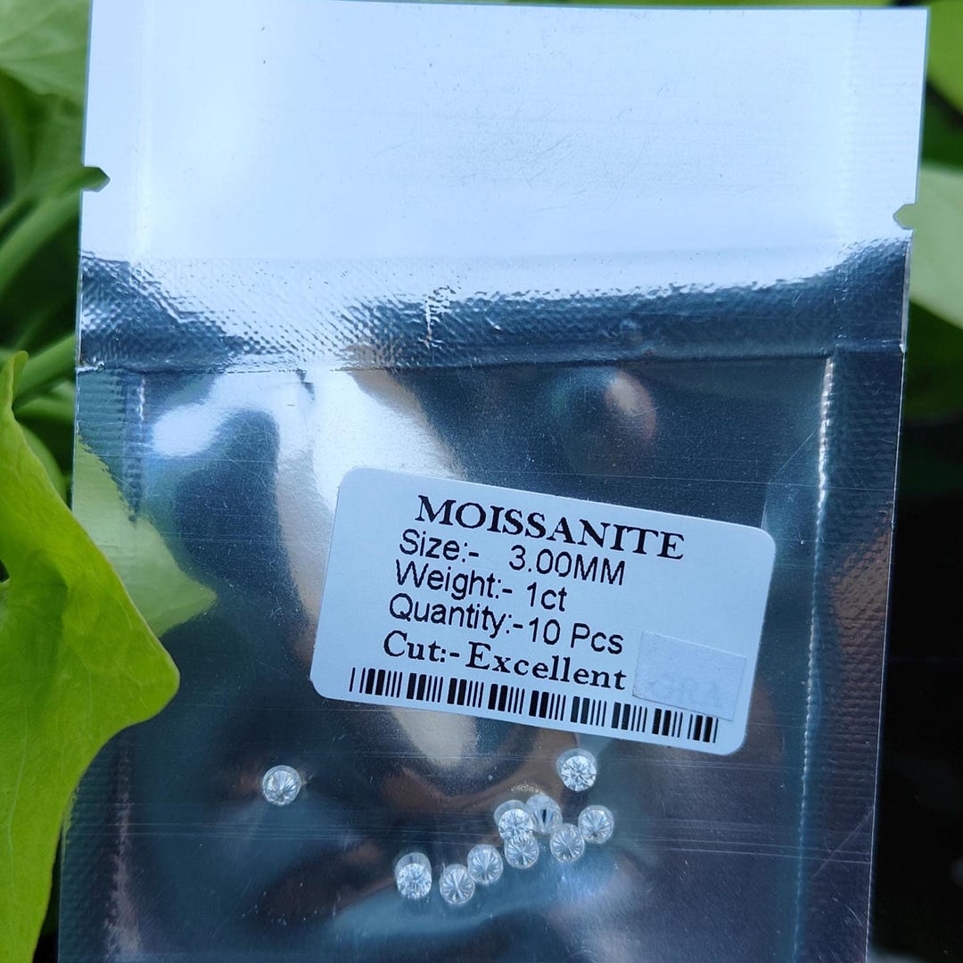 White Moissanite Diamond Certified 1 Carat 3mm Size 10pcs Loose Stones ...