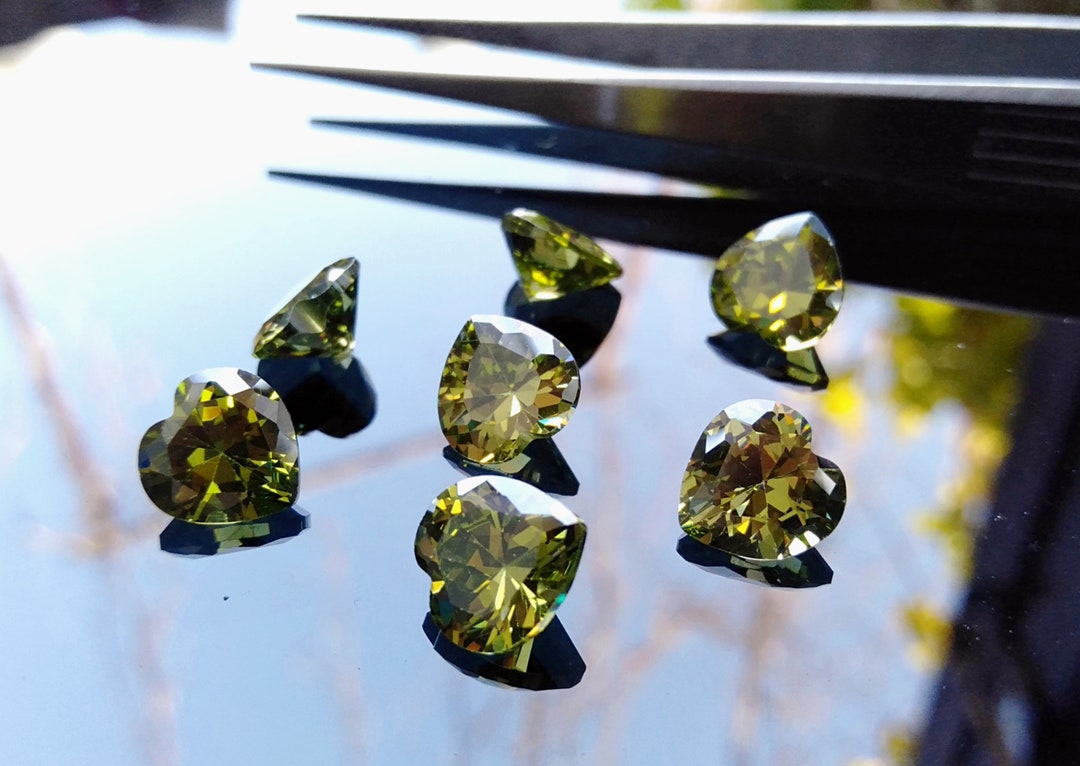 Cubic Zirconia AAA Quality Cubic Zirconia Heart Shape Olive Green Color ...