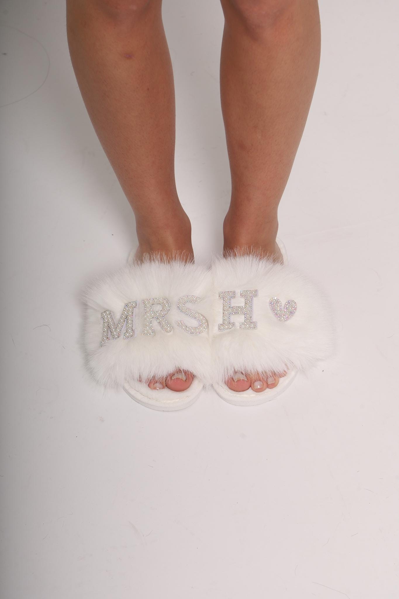 Elegant Custom Pearl Slippers – Fluffy Bridal Gift for Brides ...