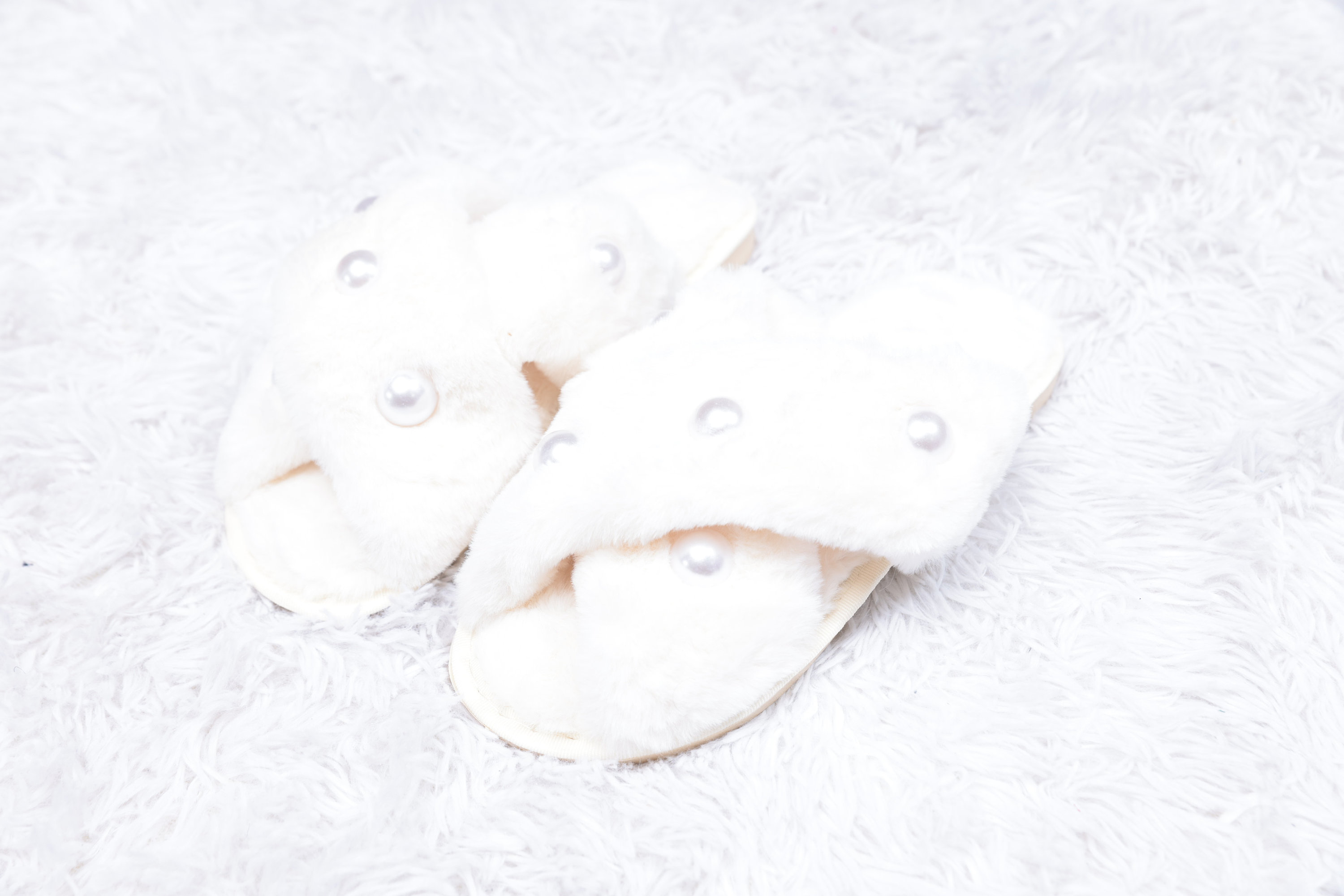 Cozy Pearl Slippers: Bridal Party, Honeymoon, Getting Ready - Etsy