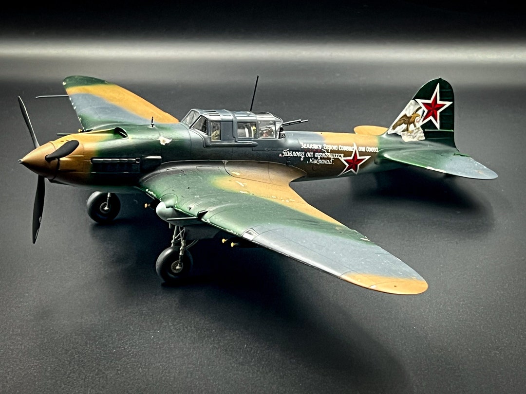Tamiya Aircraft - Soviet Ilyushin Shturmovik, Professionally Assembled ...