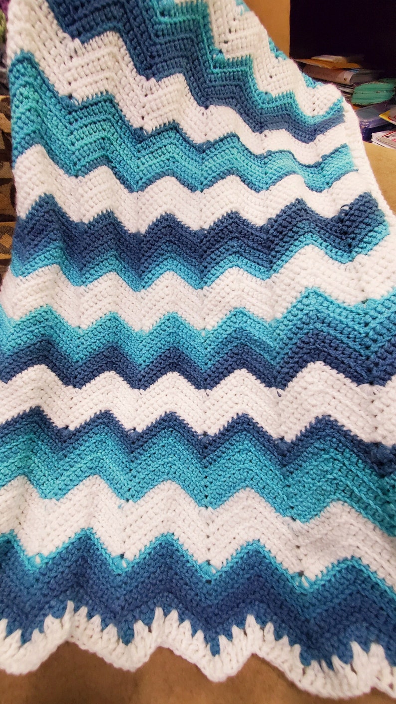 Crocheted Afghan, Ripple/zigzag Stitch, Handmade. - Etsy