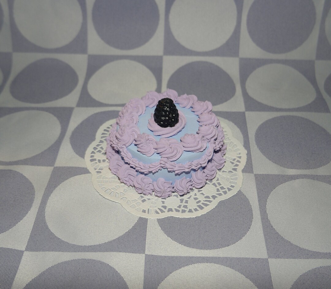 Vintage-style Blue and Purple Fake Cake With Blackberry Unique Wall ...