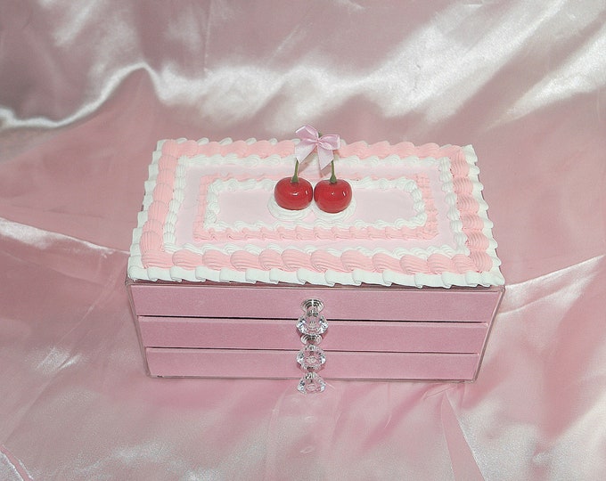 Vintage-style Large Three Drawer Pink and White Cherry Bow Fake Cake ...