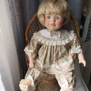 Vintage Promenade Collection 'ALICE' Porcelain Doll 13'' Collectible ...