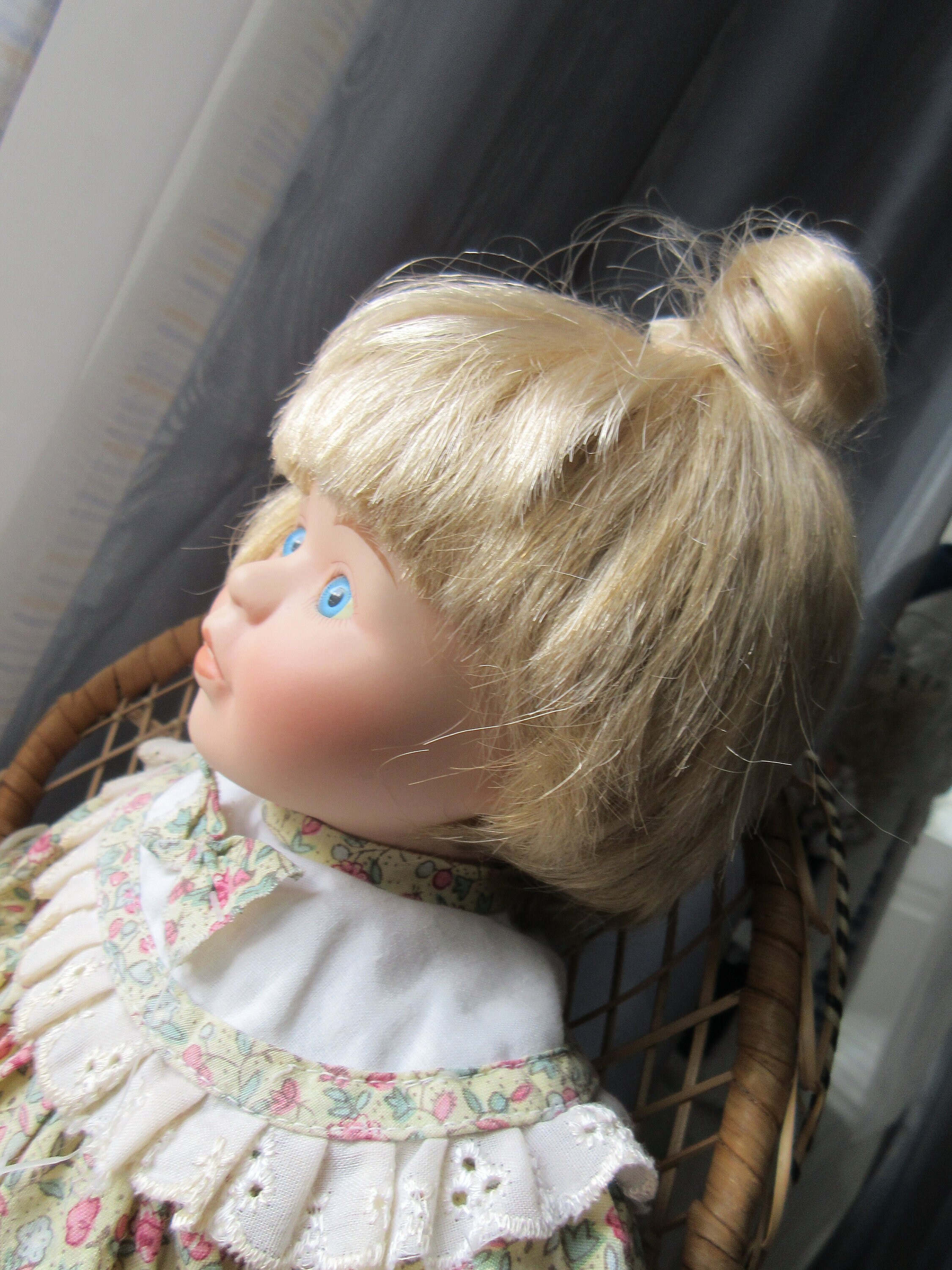 Vintage Promenade Collection 'ALICE' Porcelain Doll 13'' Collectible ...