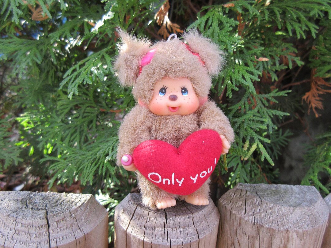 Vintage 3.93'' Red Heart Monchhichi Sekiguchi Sucking Pacifier ...