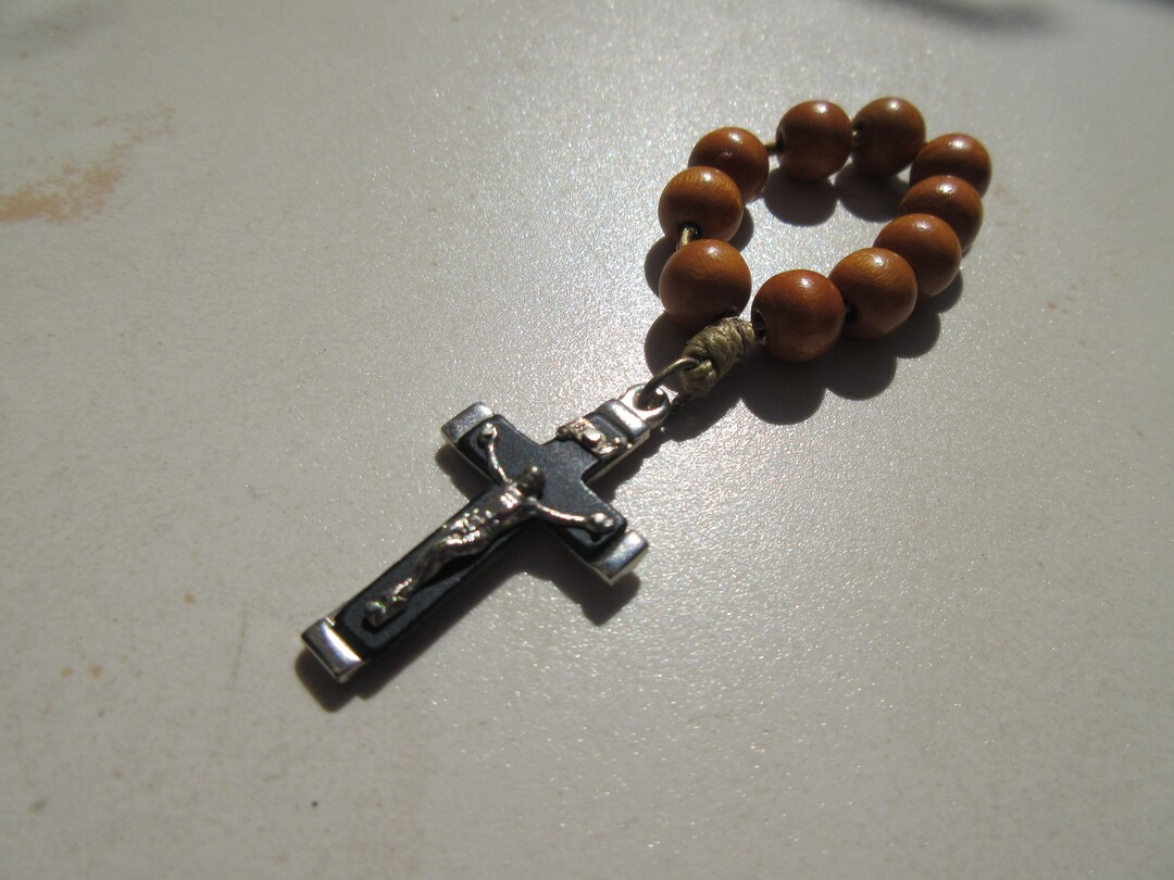 Vintage Finger Rosary, Finger Chaplet, Jesus Crucifix, Wooden Prayer ...