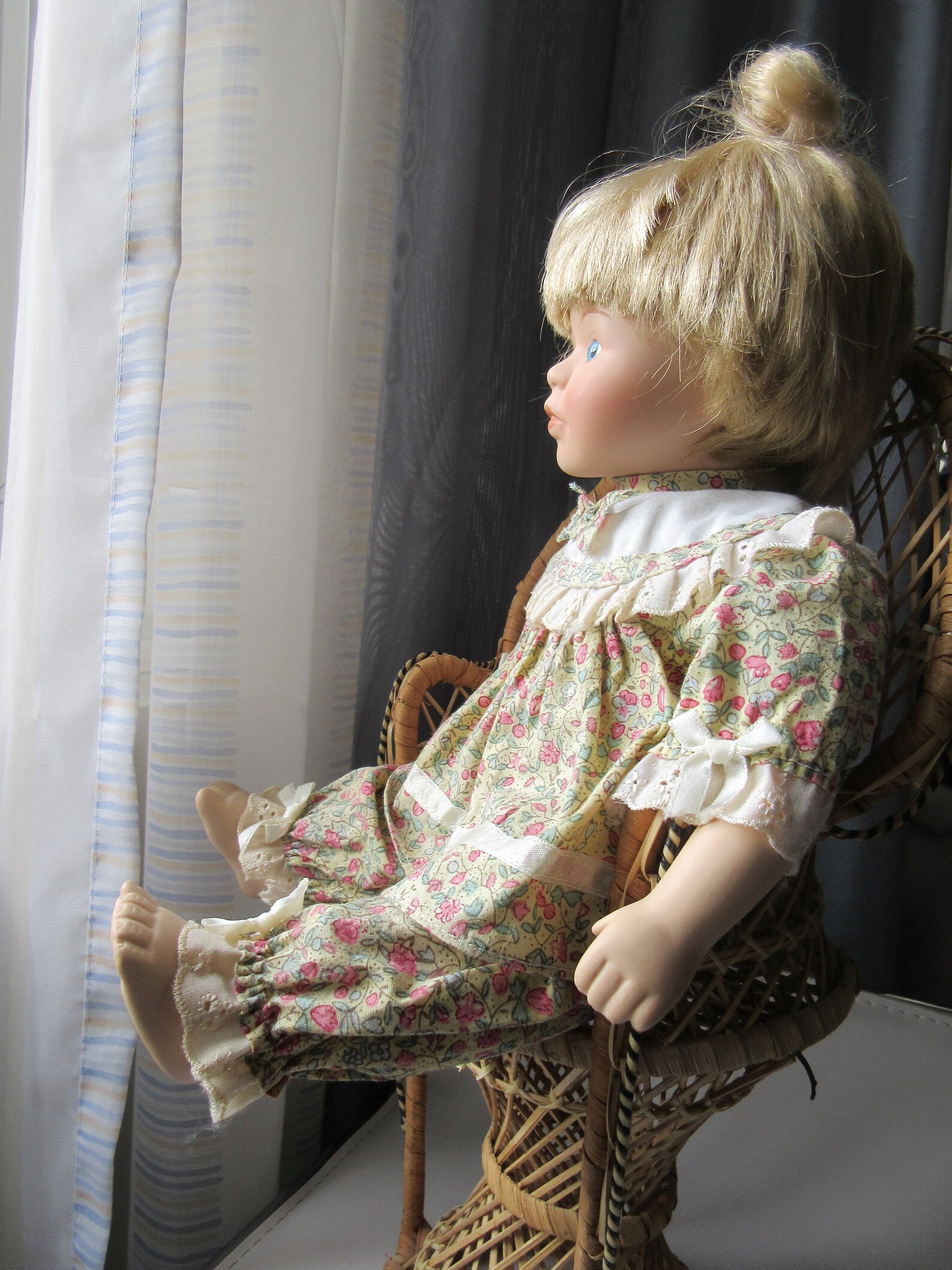 Vintage Promenade Collection 'ALICE' Porcelain Doll 13'' Collectible ...