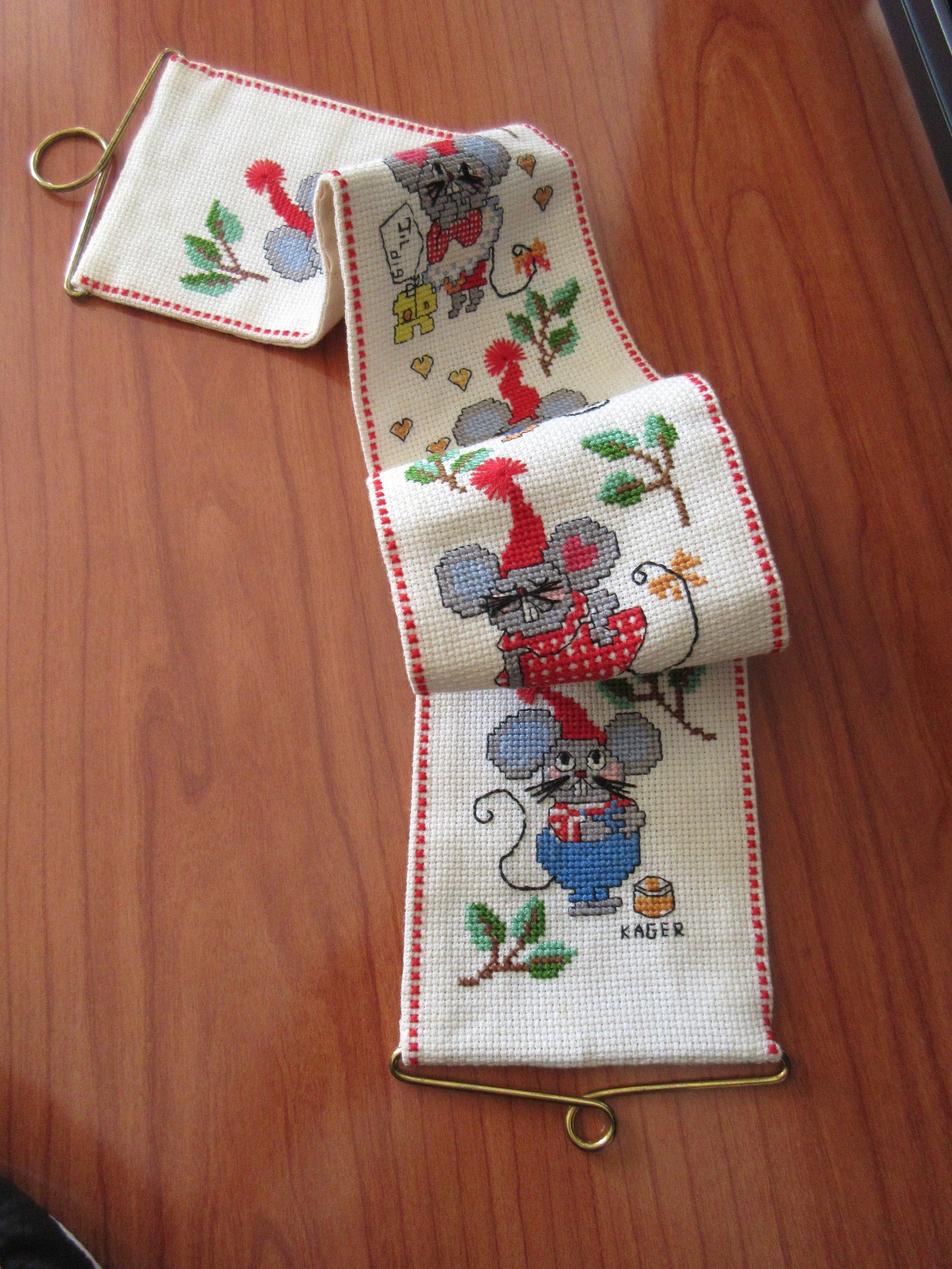 Vintage Tapestry Needlepoint Mouse Cross Stitch Embroidery - Etsy