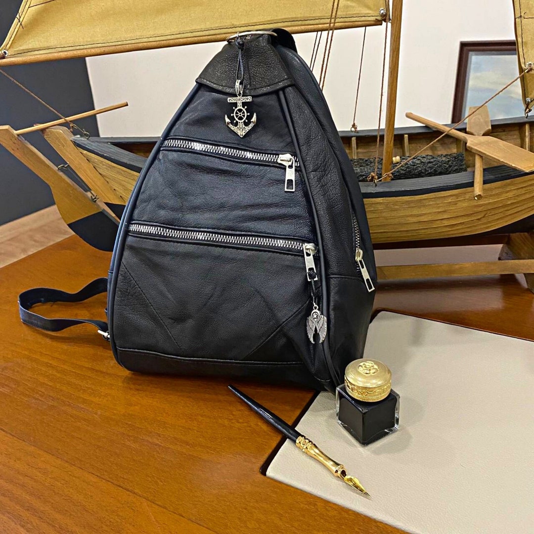 UNISEX LEATHER BACKPACK, Secure Backpack, Soft Black Leather Backpack ...