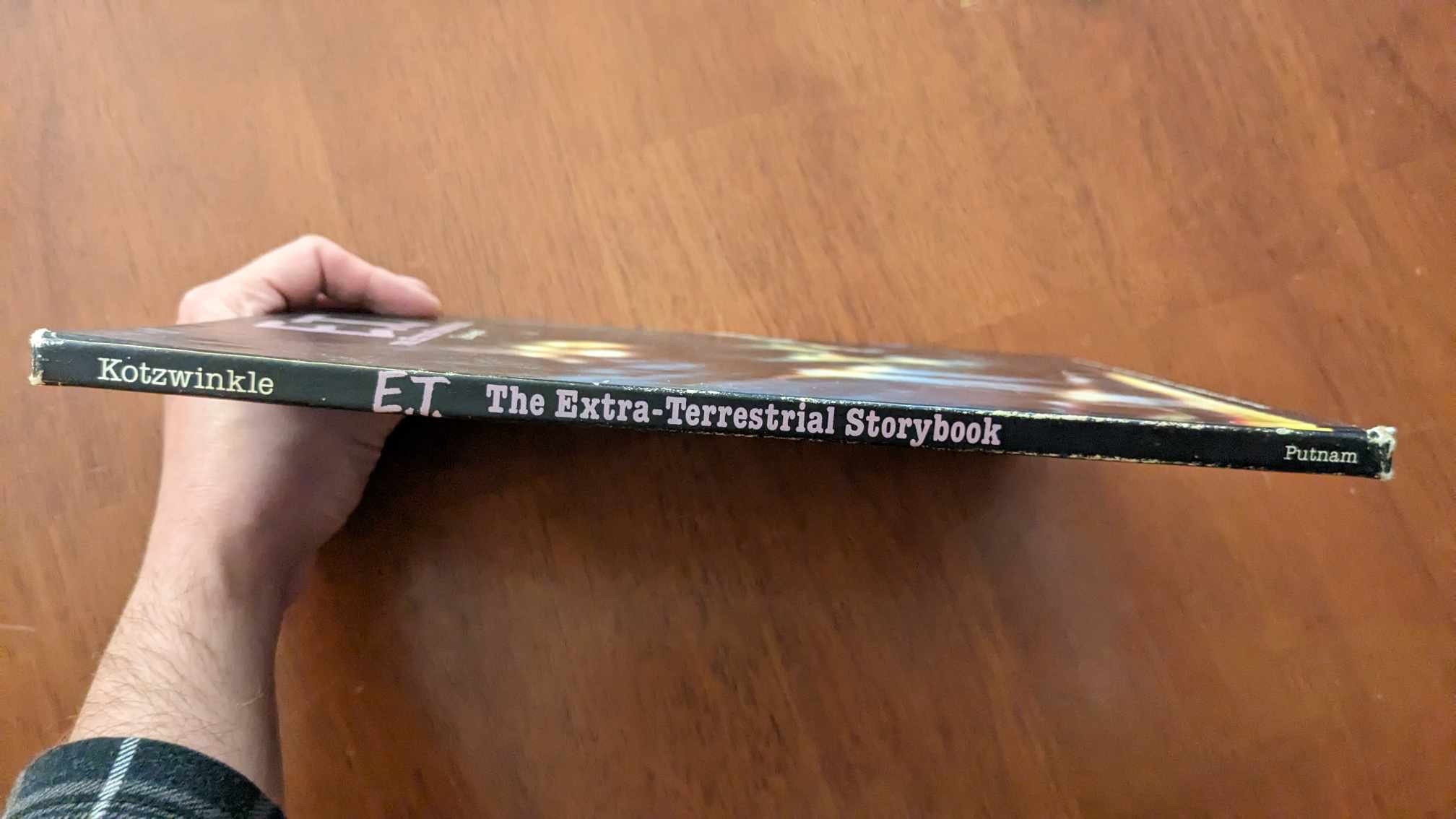 E.T. the Extra-terrestrial Storybook by William Kotzwinkle - Etsy