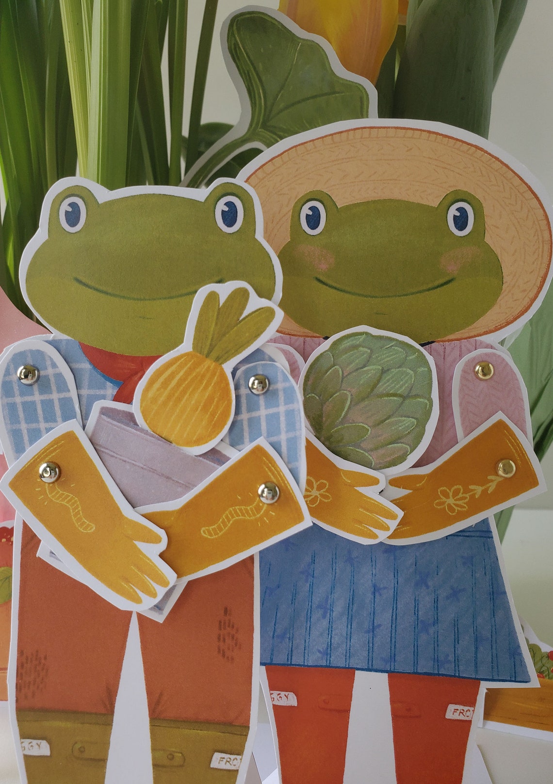 Paper Frog Doll Articulated Pretend Play Kit DIY Paper Doll Froggy ...