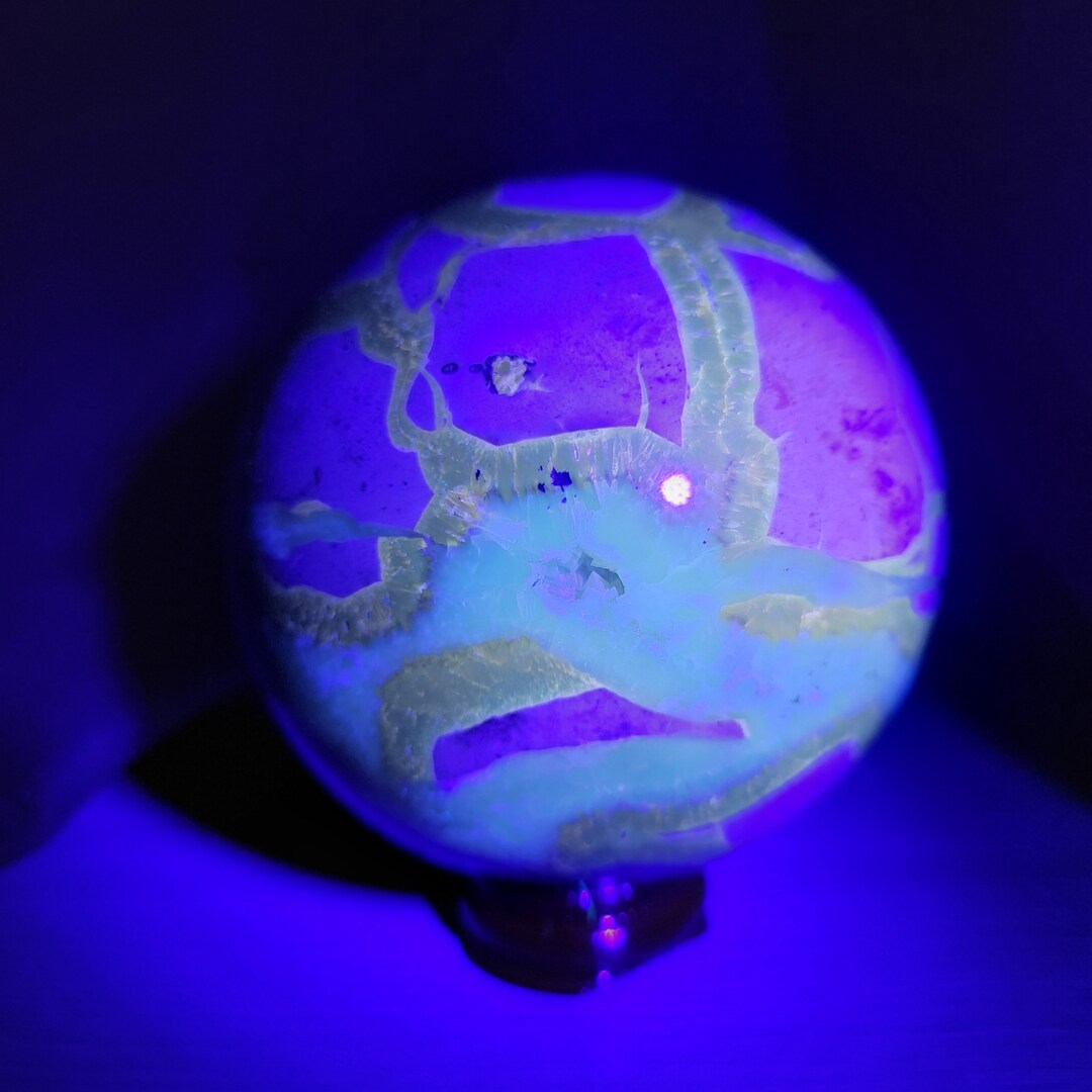 Septarian Sphere. UV Reactive. Dragon Stone Sphere. Crystal Sphere. - Etsy
