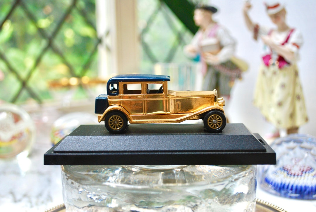 Vintage Model of a 22ct Gold Plated Rolls Royce 'D' Back Commemorating ...