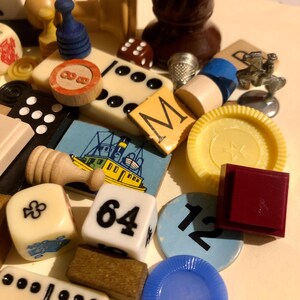 40 Vintage Game Pieces. Pawns, Players and Dice From Classic Games. 10 ...