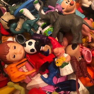 I-spy Supplies. Tiny Toys, Trinkets, Miniatures, Game Pieces and Small ...